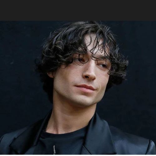 14 Famous Male Actors With Nose Piercings And Rings - Pictures